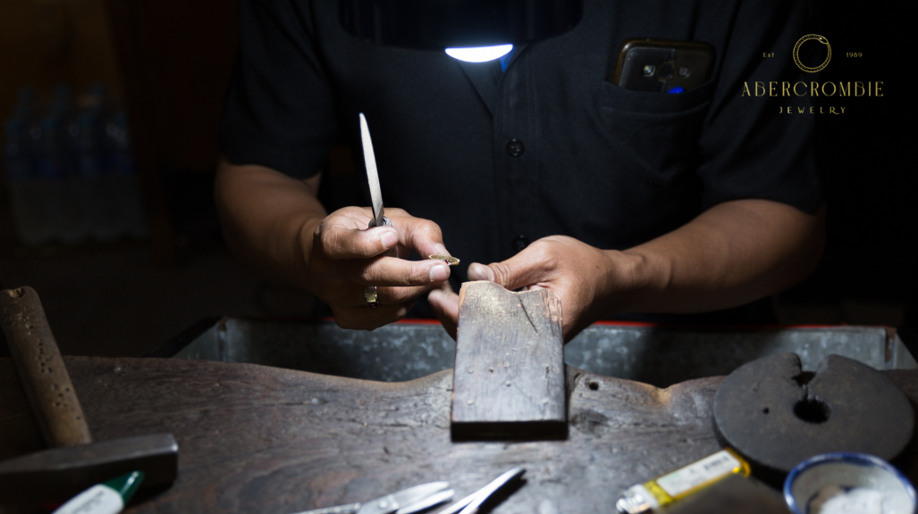 Pawning Vs Selling Jewelry - Where to Get the Most Money