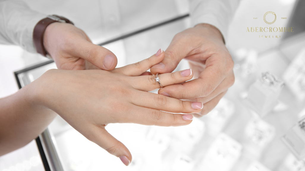 How to Sell a Diamond Ring - Everything You Should Know